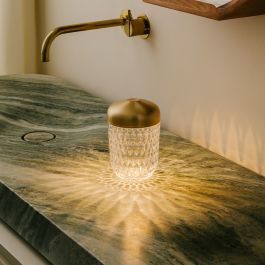 Mini portable lamp gold: discover the mini crystal lamp by Saint-Louis