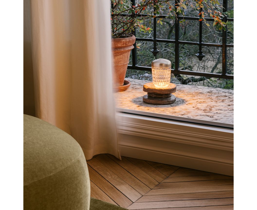 Mini portable lamp silver: discover the mini crystal lamp by Saint-Louis